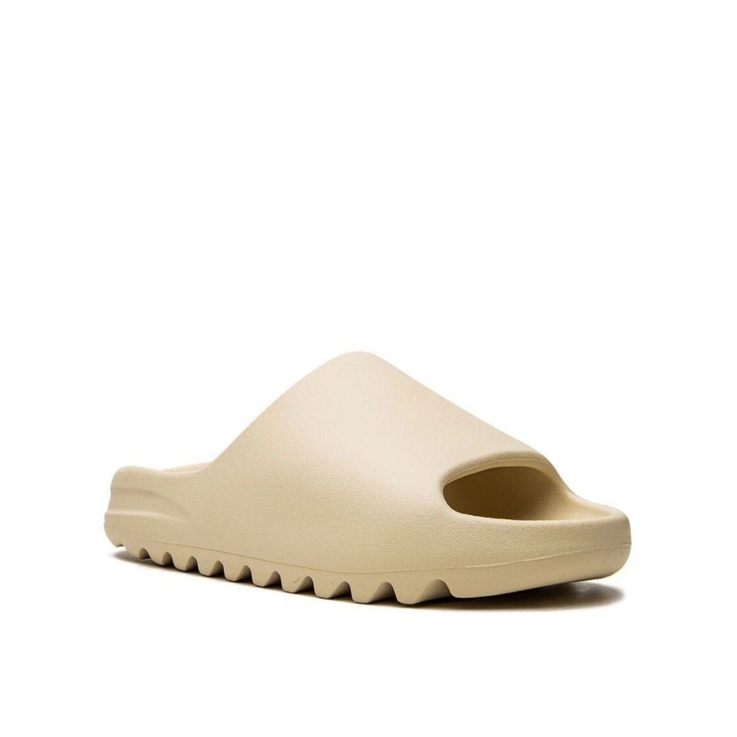 ADIDAS YEEZY – Level Shoes
