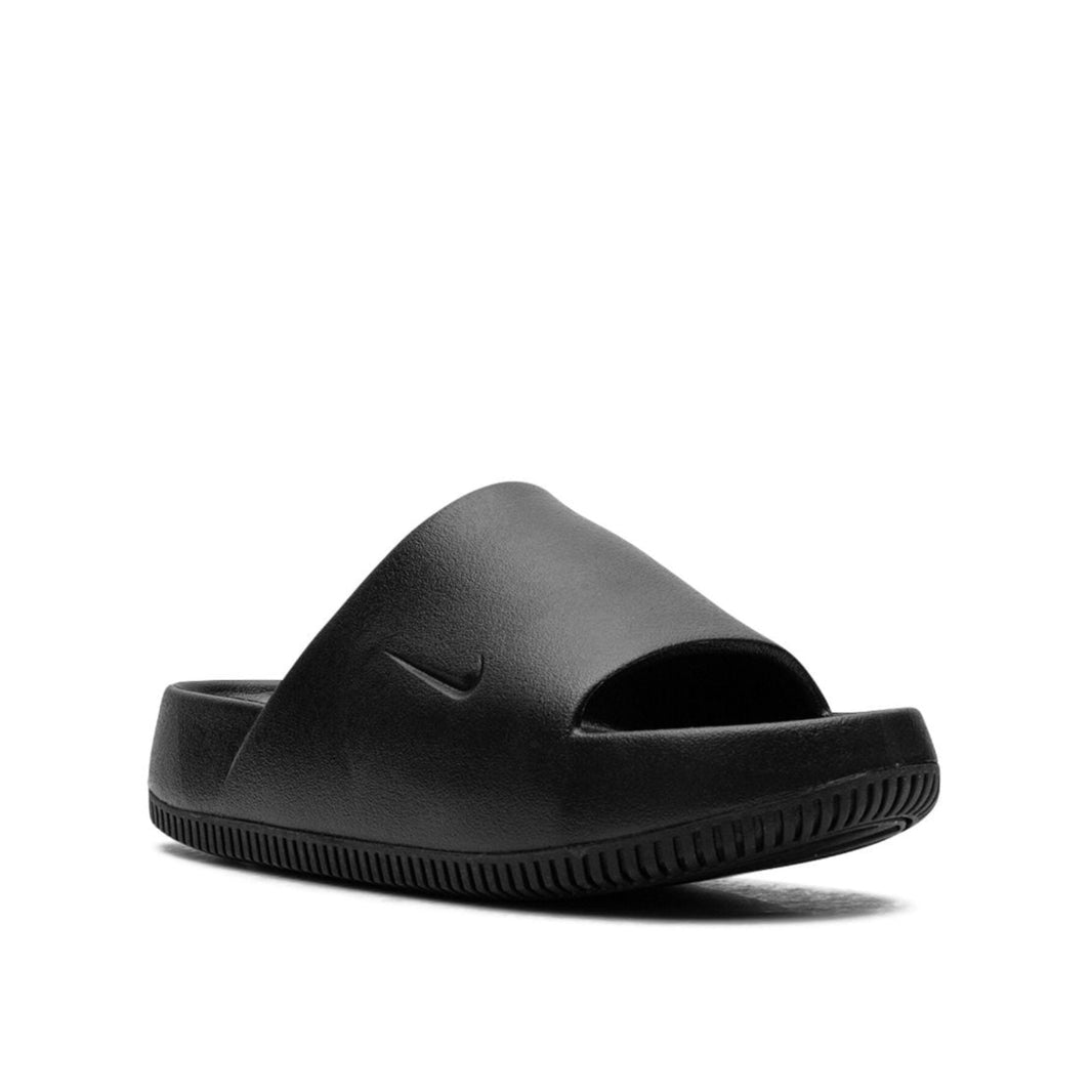 NIKE CALM – Level Shoes