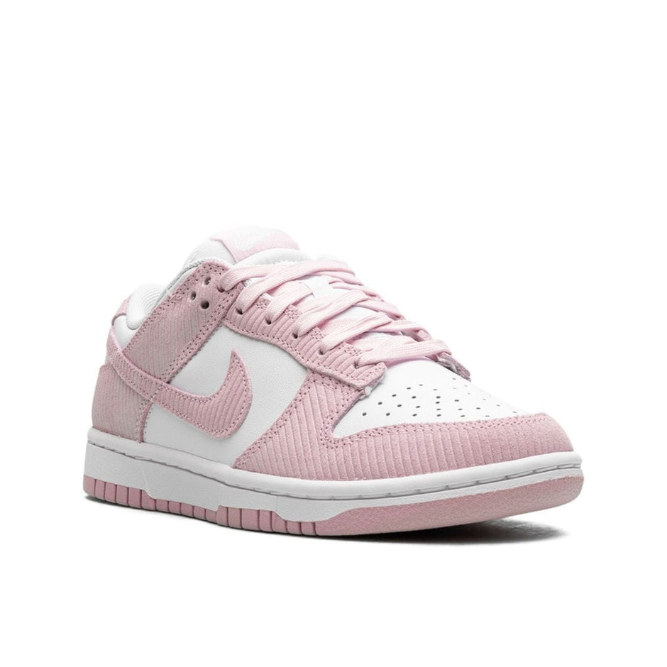 NIKE DUNK LOW – Level Shoes